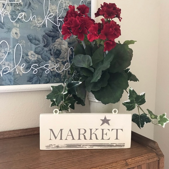 Accents | Wood Sign Market Hand Painted | Poshmark